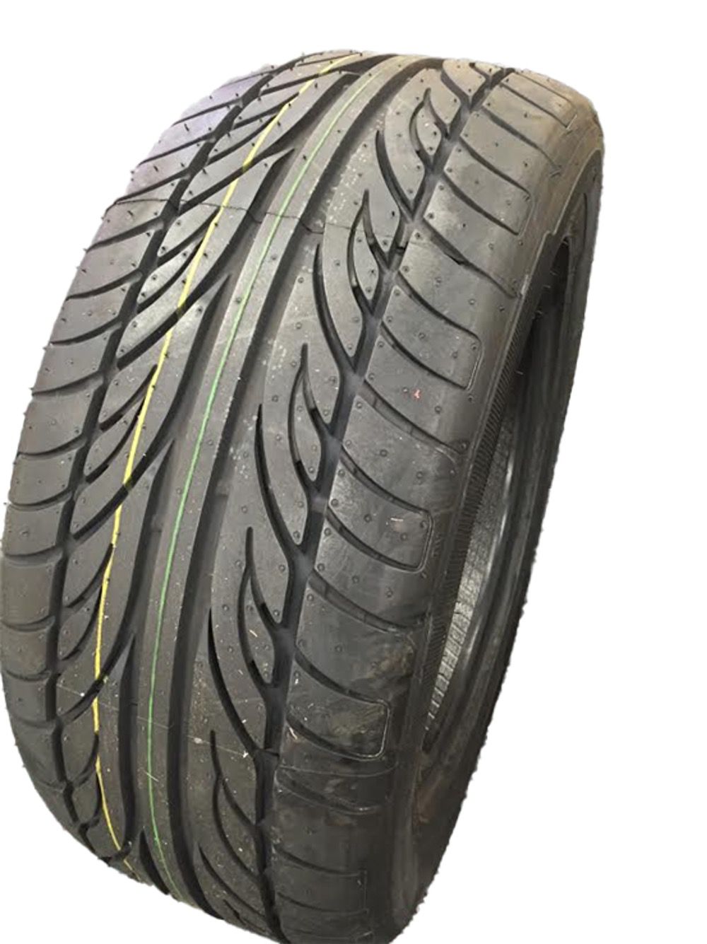 195/50R15 FORCEUM HENA 82V 400AA***ROAD HAZARD*** - Ninja Tire